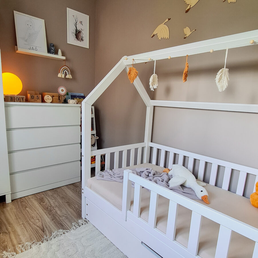 AXEL BIS Kinderbett mit runden Sprossen und einer Schublade für ...